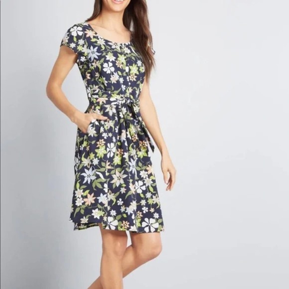 Modcloth | Dresses | Modcloth Dress Womens Medium Befits Your ...